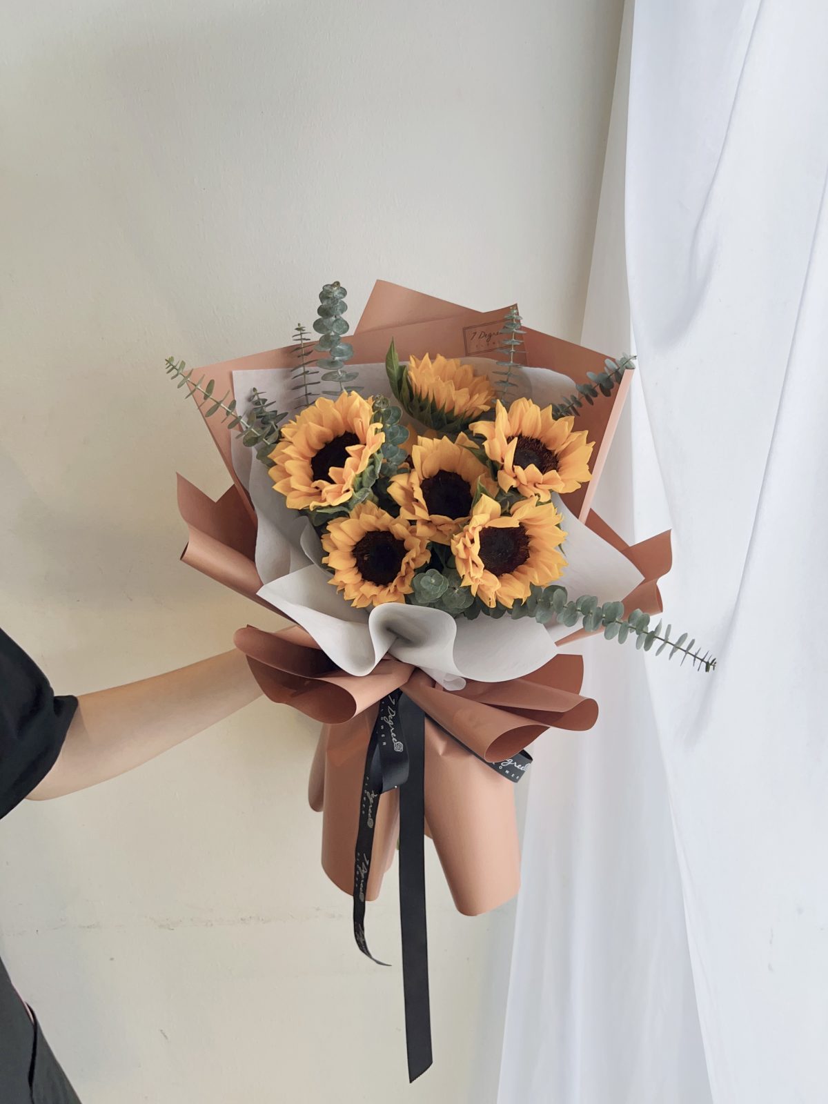 Sunny Mocha – 7 Degree Flower
